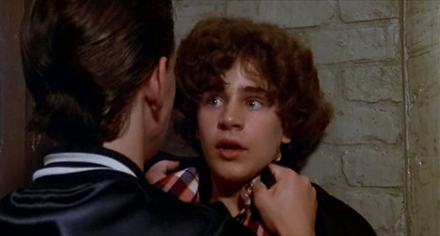 Facing Down the Bullies: “Angus” and “My Bodyguard” – Cinema Crazed